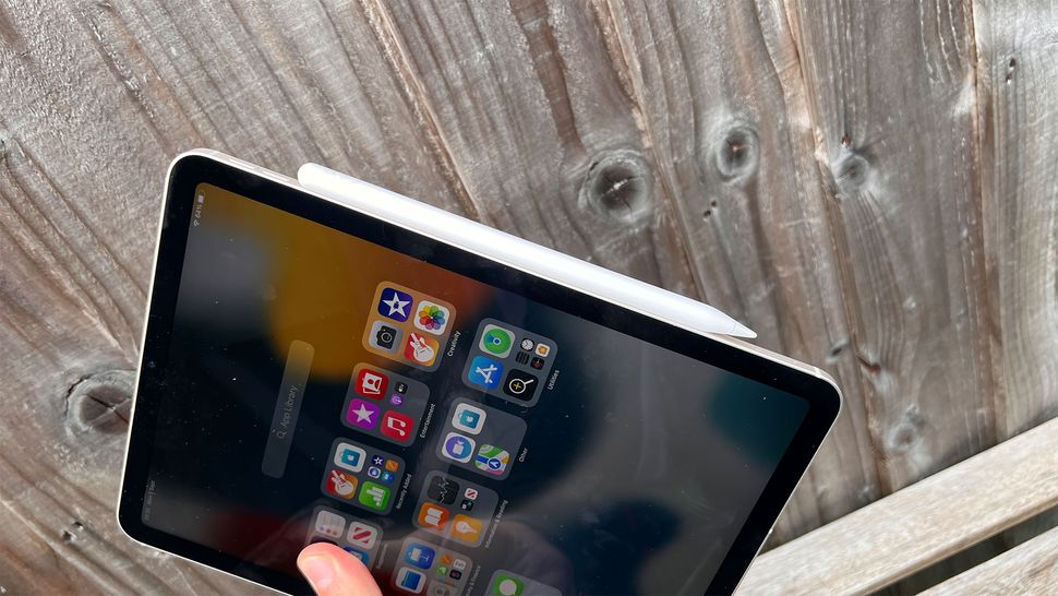 iPad Air M1 review: the ultimate student tablet | Live Science