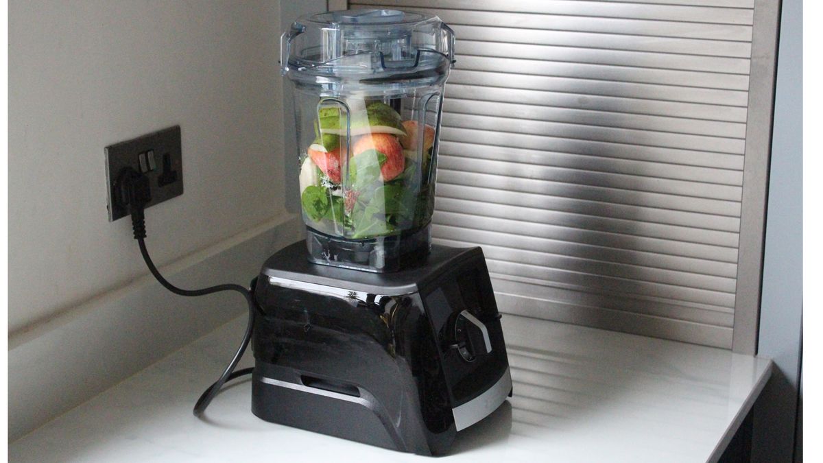 How we test blenders - get the juicy details | Woman & Home
