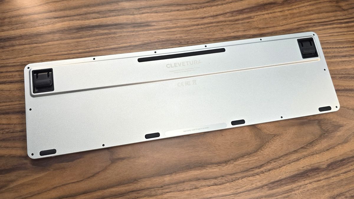 Clevetura CLVX 1 Wireless Keyboard Review: Touch on Keys | Tom's Hardware