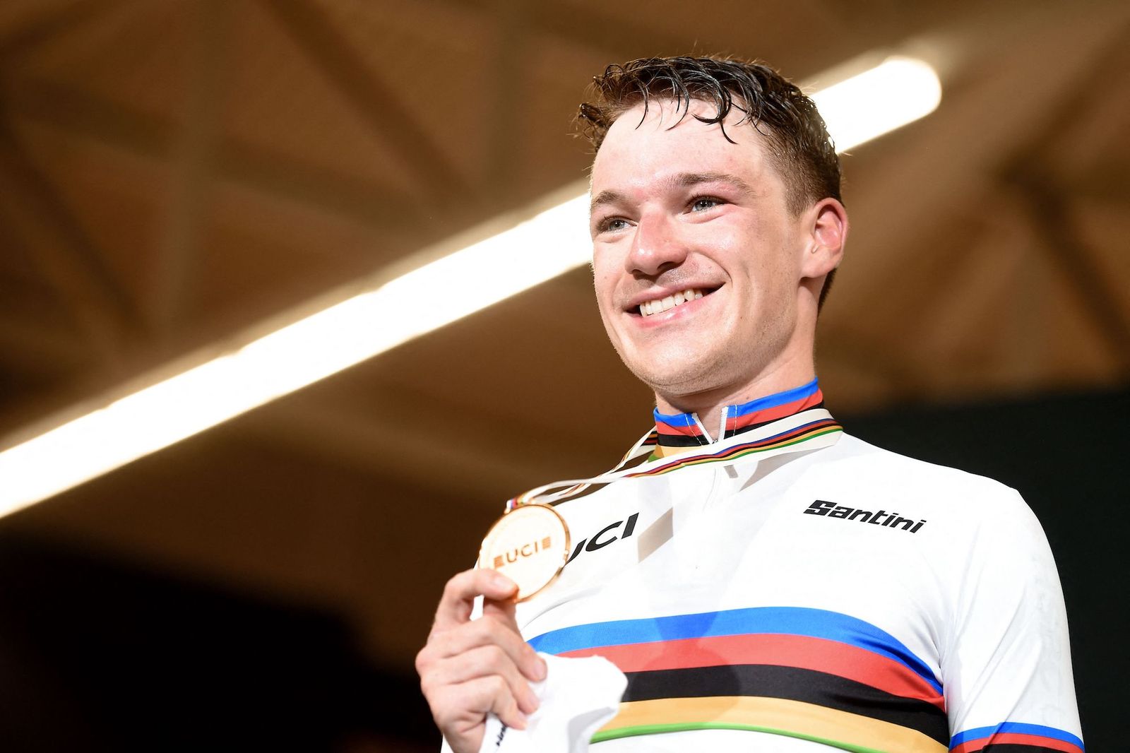 Ethan Hayter wins Omnium gold at Track World Championships in Roubaix ...