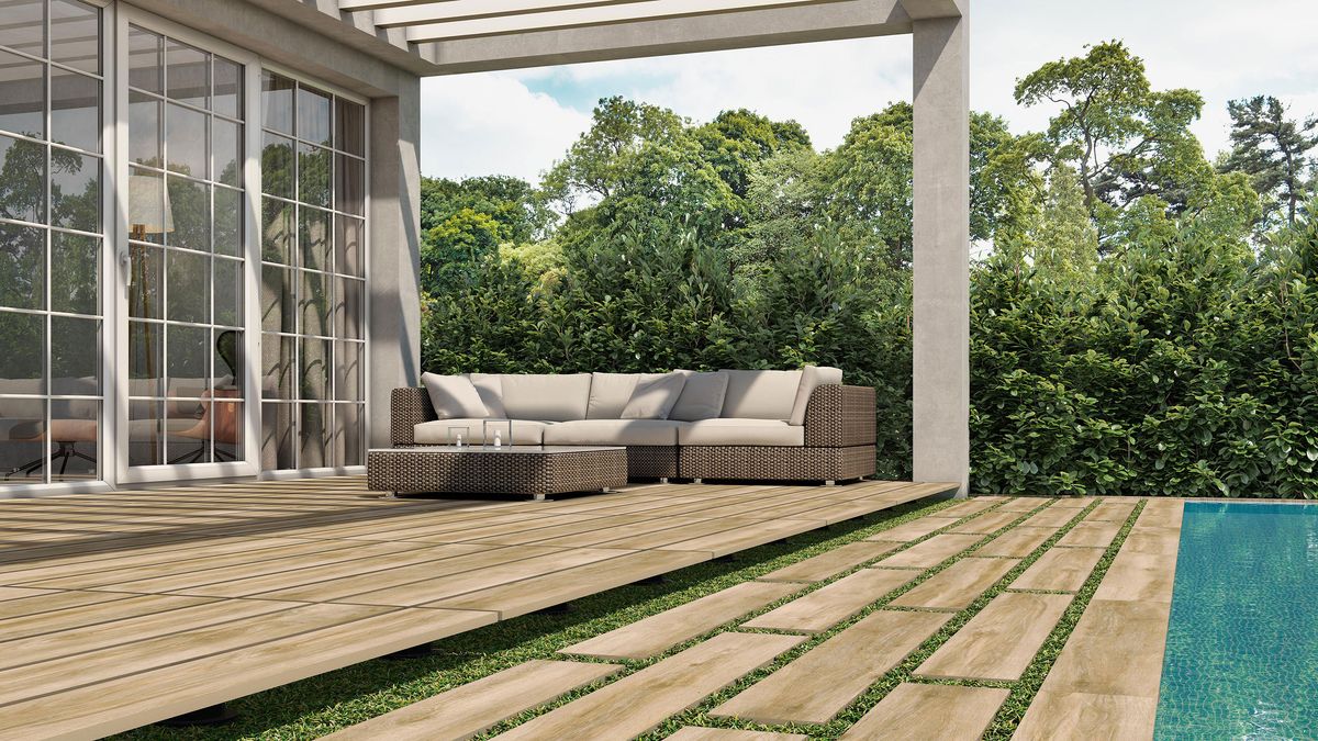 Raised patio ideas to take your garden to another level | Homebuilding