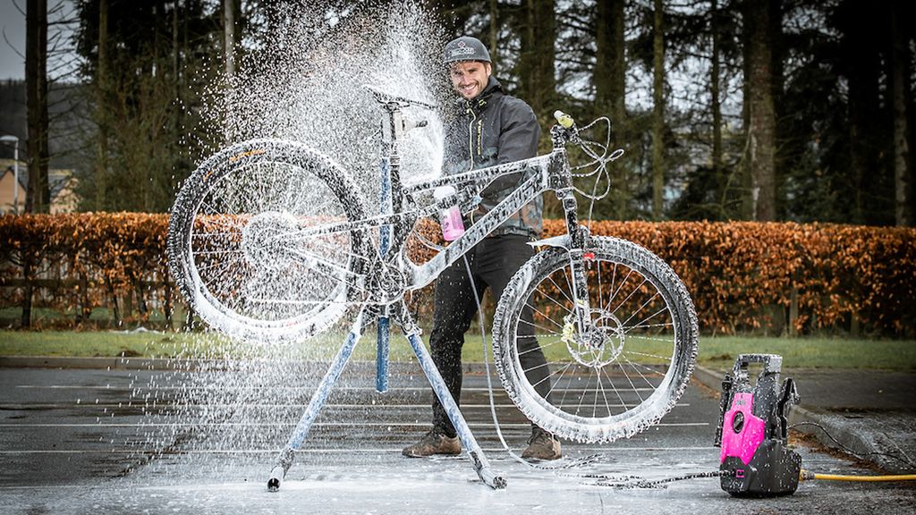 How to clean a mountain bike – six simple steps that will give you a ...
