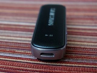 Hands-on with the Samsung Level Link wireless adapter | Android Central