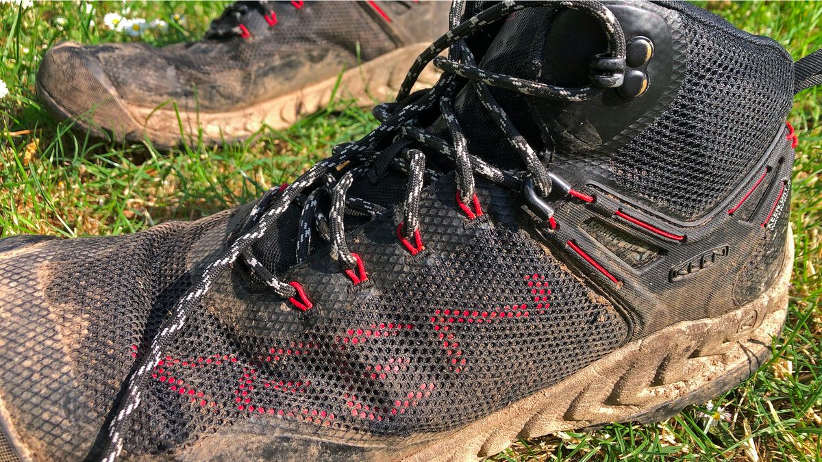 Keen NXIS EVO Mid walking boots review | Advnture