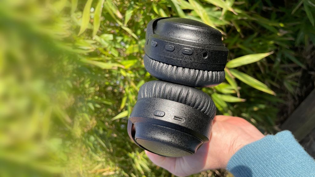 Final UX3000 review: Well-priced, noise-cancelling over-ear headphones ...