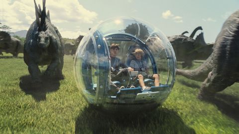 Jurassic World: 10 Behind The Scenes Facts About The 2015 Movie ...