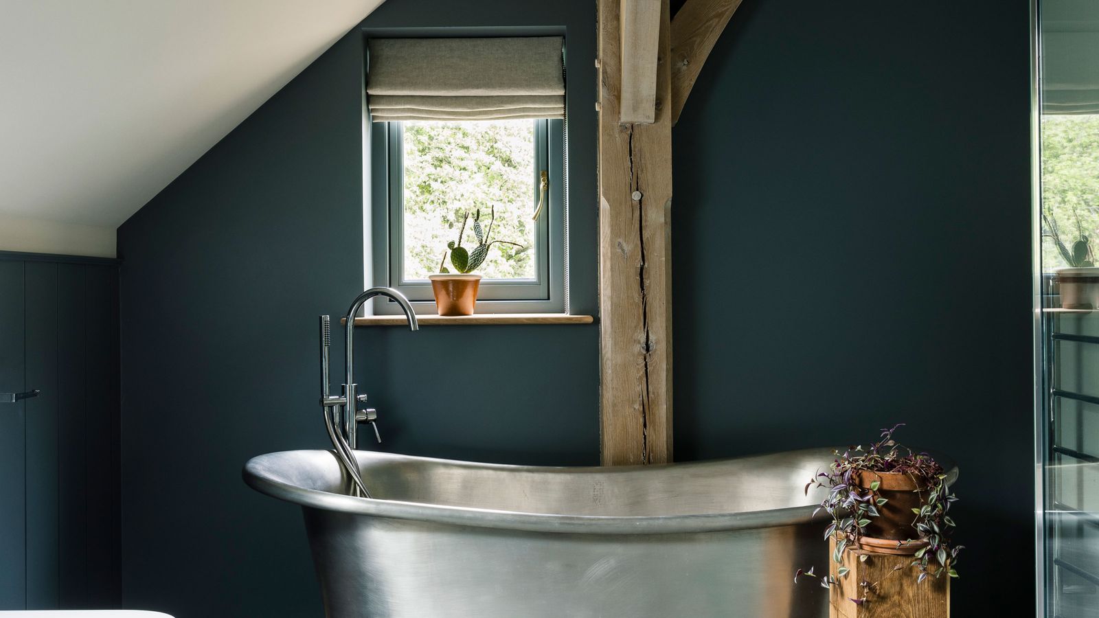 Rustic bathroom ideas for a laidback bathing space | Ideal Home