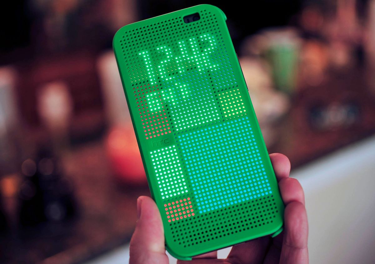 HTC updates their Dot View Case with themes, call history, swipe-up ...