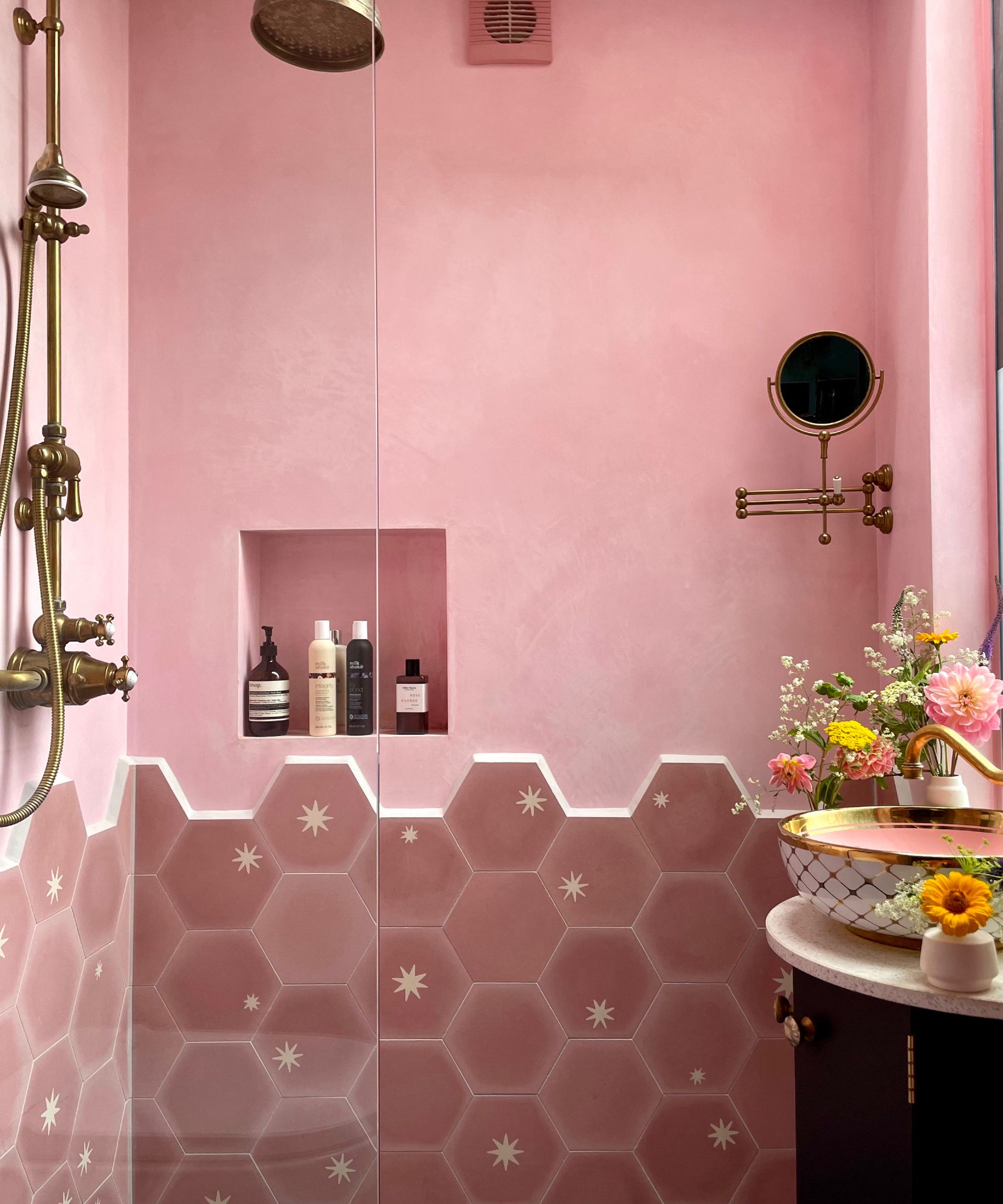 Small Bathroom Ideas 10 Ways To Add Style To Your Space Real Homes