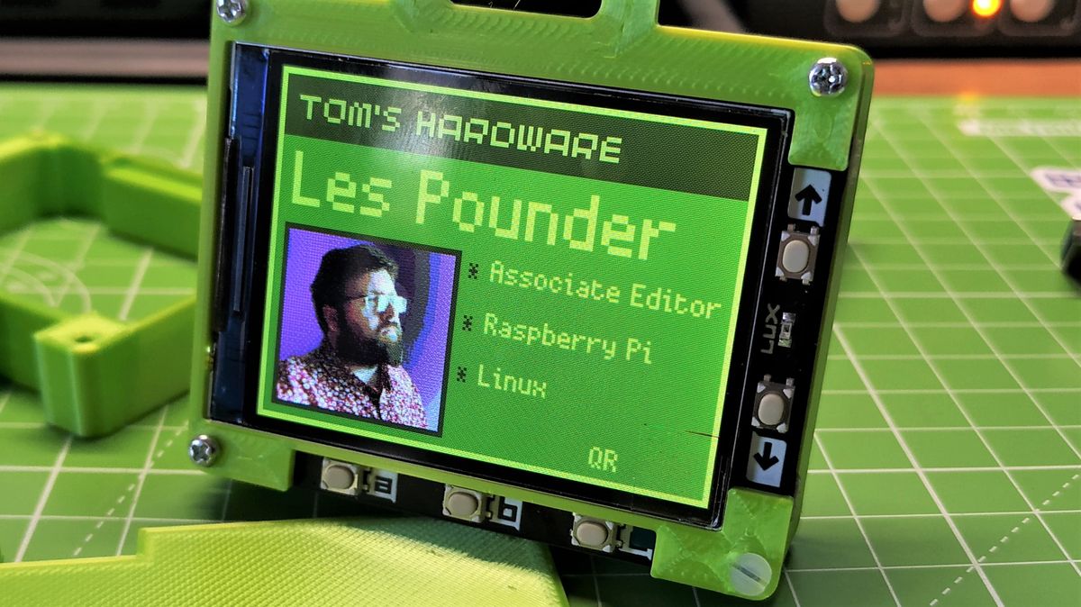 Pimoroni Tufty 2040 Review: Color LCD Badge with Pi Inside | Tom's Hardware