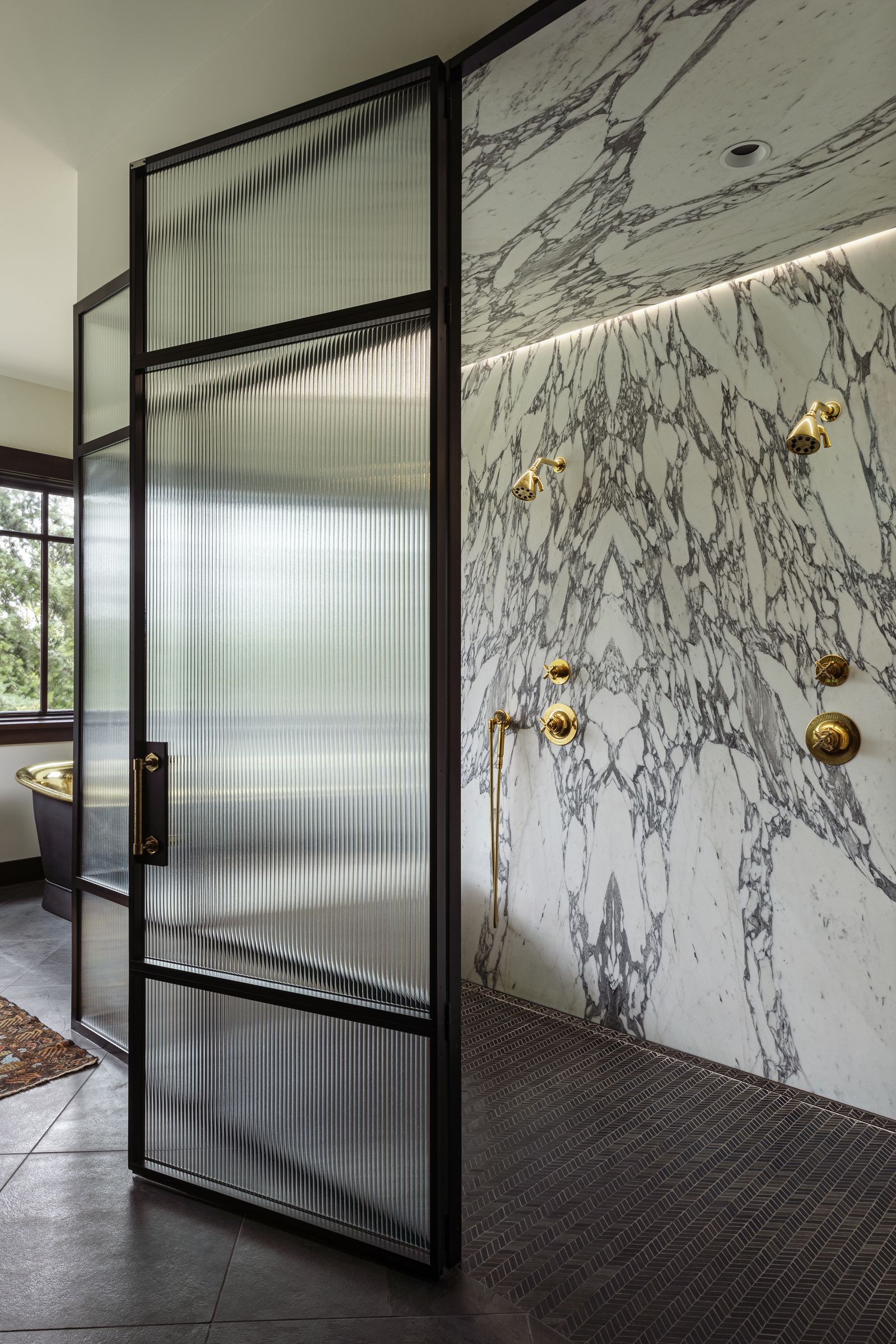 17 Shower Lighting Ideas for an Expensive, Spa-Like Glow | Livingetc