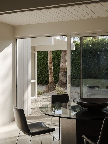 This Donald Wexler house is so magical, its owner bought it twice ...