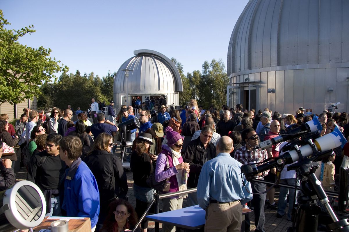 Oakland's Chabot Space and Science Center (Gallery) | Space
