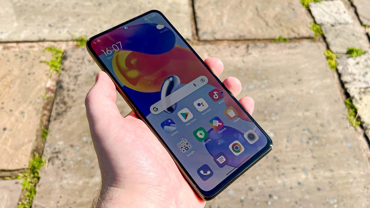 Redmi Note 11 Pro review: A big-screen budget phone worth getting | Tom ...