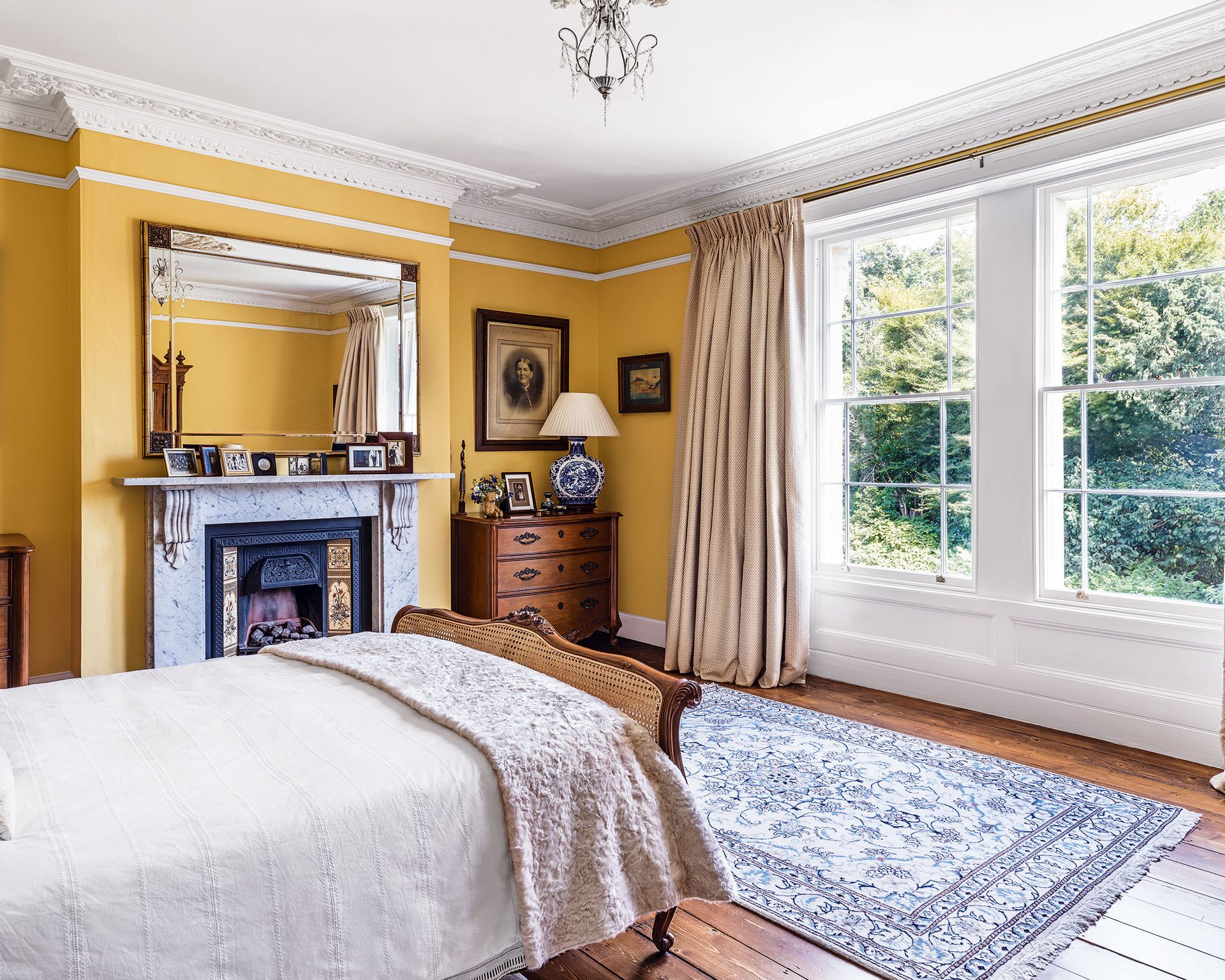 The Crown interiors: how to get the look | Homes and Gardens