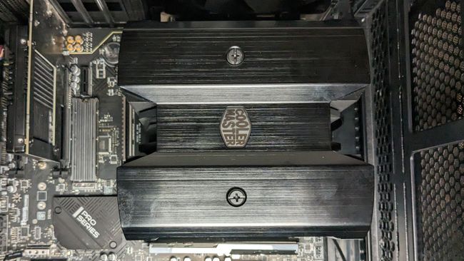 Cooler Master MA824 Stealth Review: Expensive Big Air Excellence | Tom ...