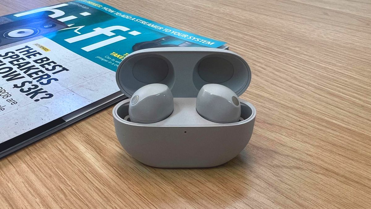 The Sony XM5 can’t convince me to give up my Apple AirPods Pro | TechRadar