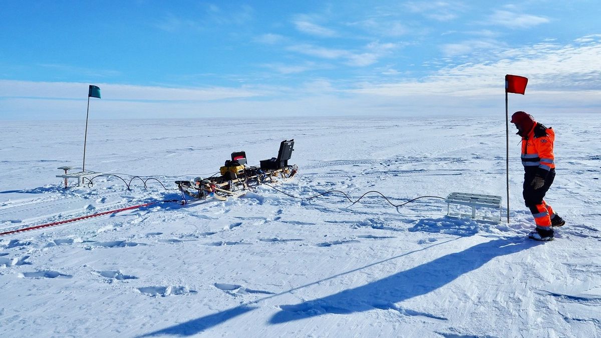 California-size Antarctic ice sheet once thought stable may actually be ...