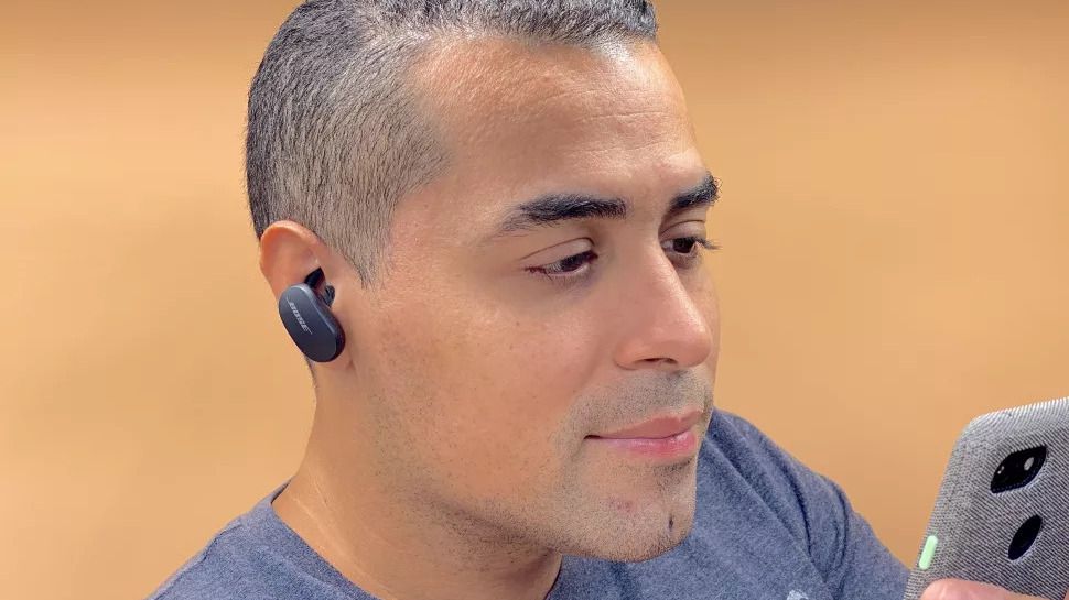 Samsung Galaxy Buds Pro vs. Bose QuietComfort Earbuds: Which wireless ...