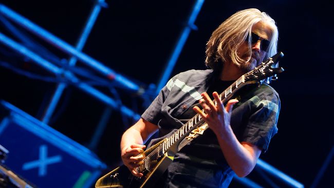 Adam Jones news and features | Guitar World