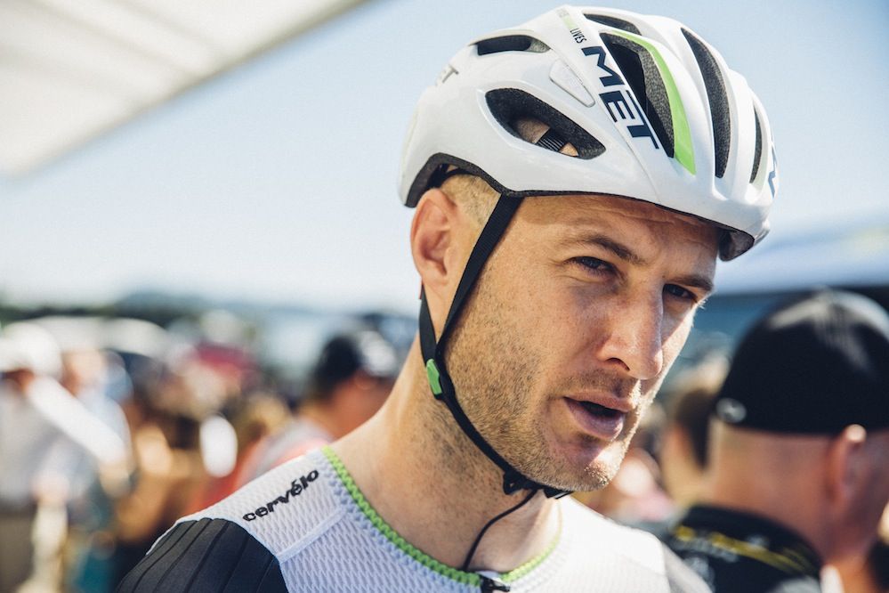 Steve Cummings in race against time to make Tour de France after injury ...