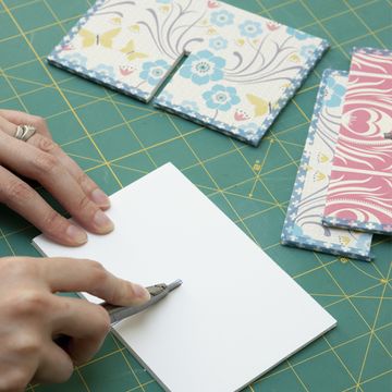 How to make a cake stand | Craft ideas | Ideal Home