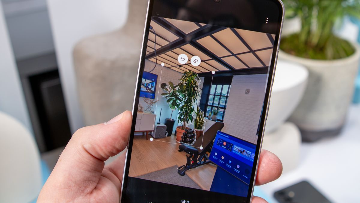 Samsung Galaxy S24 FE vs. Google Pixel 8a | Android Central