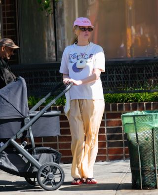 Investigating Jennifer Lawrence's Vintage Baseball Caps | Marie Claire