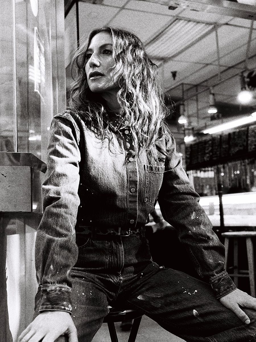 Ari Graynor on the Extraordinary Gift of Her Monsters Role | Who What Wear