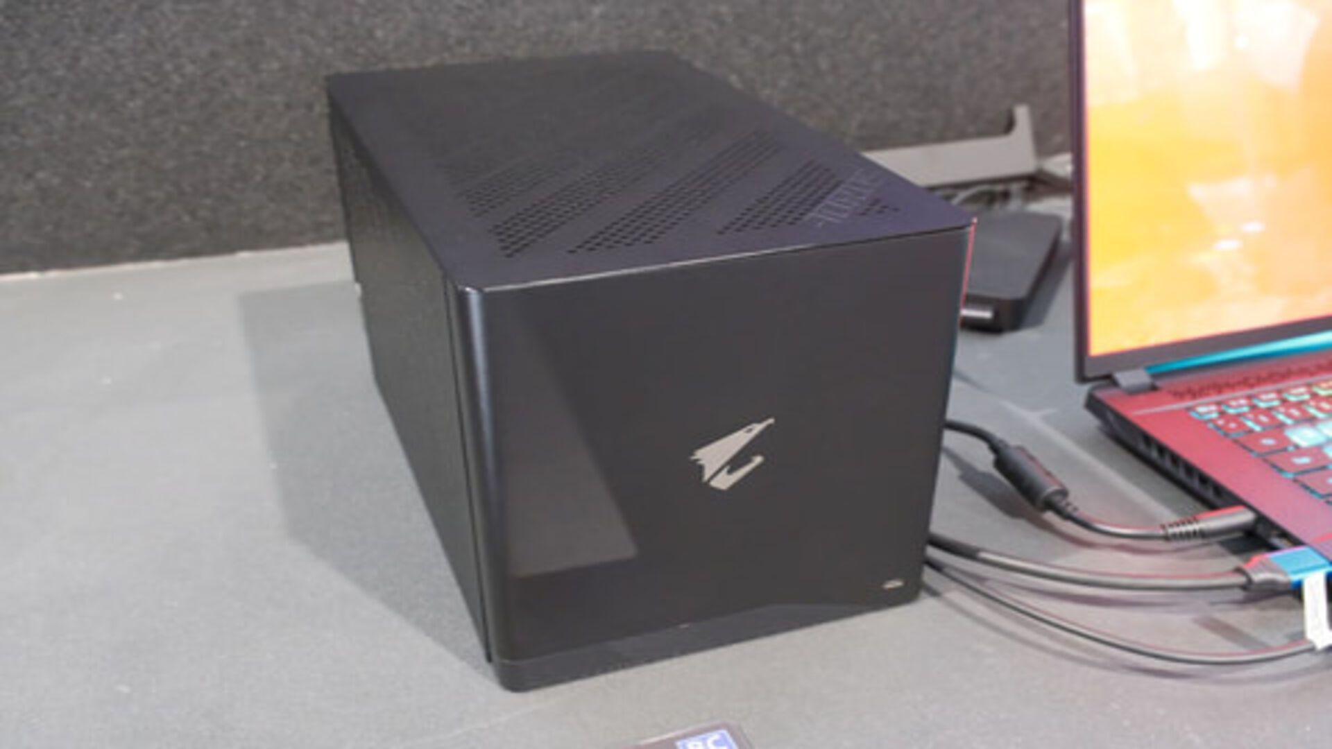This monstrous Gigabyte RTX 5090 AI Box turns slim laptops into desktop ...