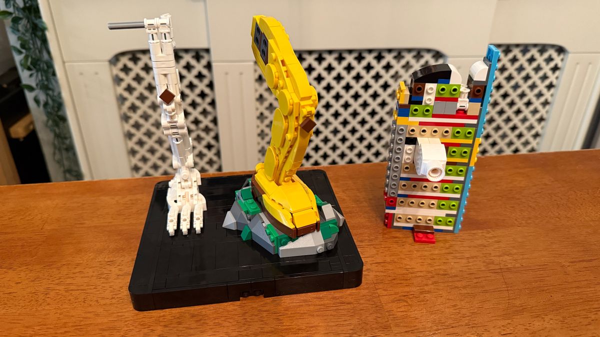 Lego Fortnite Peely Bone (77072) review: "A highly detailed model, but ...