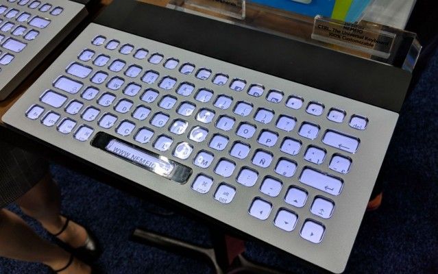 This Strange E Ink Gadget Could Revolutionize the Keyboard | Laptop Mag
