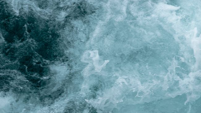 Satellites watch as record-breaking ocean waves carry a storm's power ...