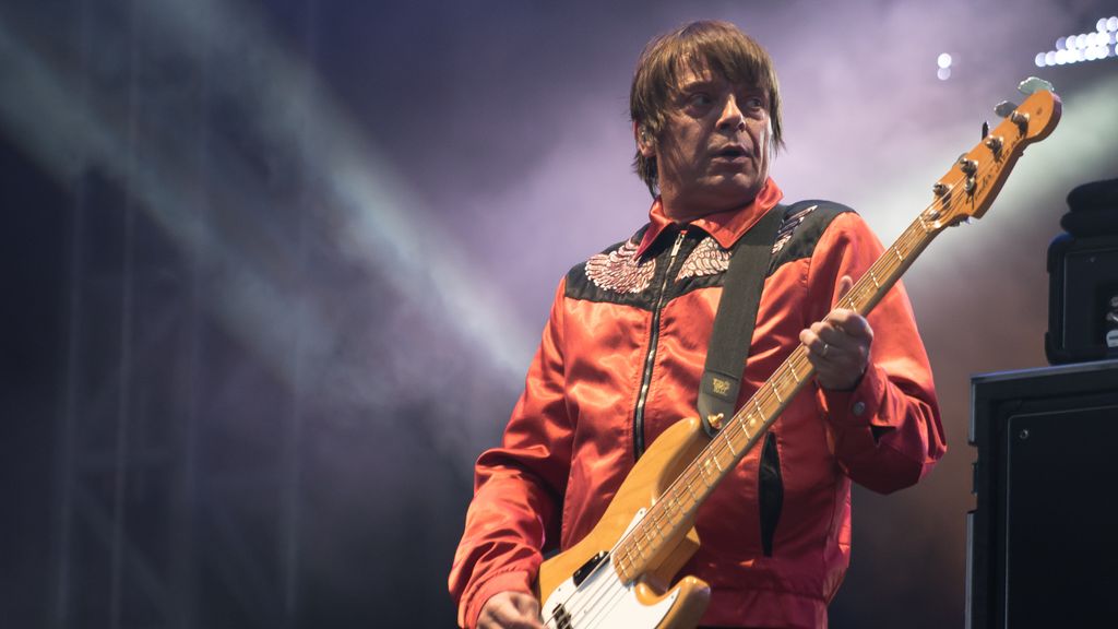 Gary ‘Mani’ Mounfield, Stone Roses and Primal Scream bassist, dies ...