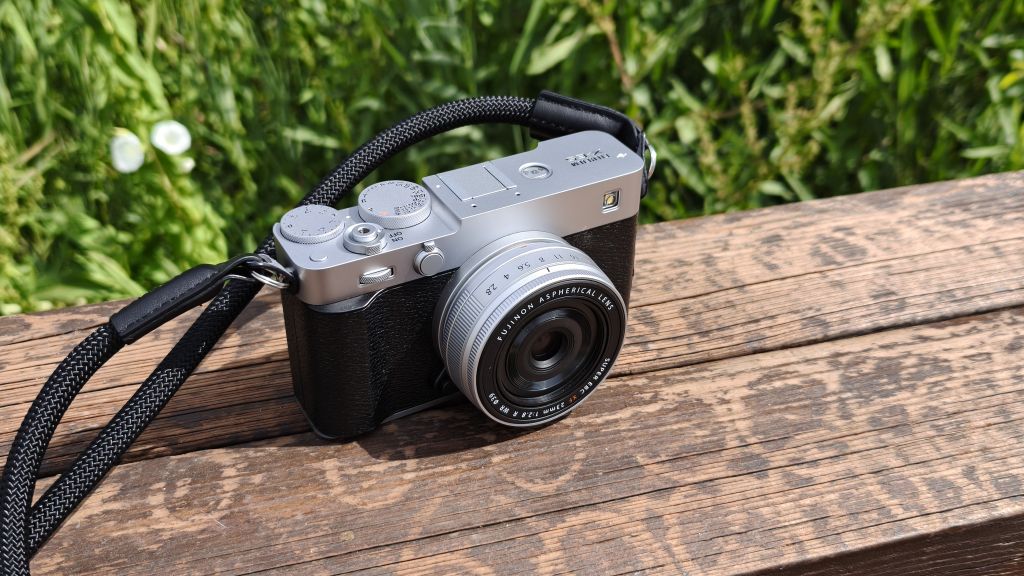I've tested the Fujifilm X-E5 – it's the perfect X100VI alternative for ...