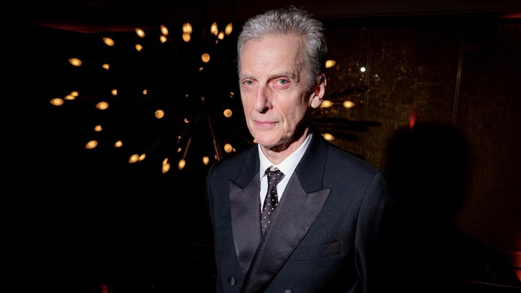 Watch Doctor Who and The Thick Of It legend Peter Capaldi perform a ...