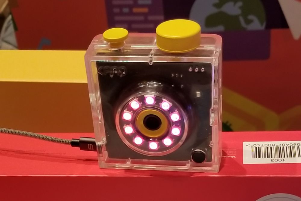 This Colorful Kit Lets Kids Build a Programmable Camera | Space