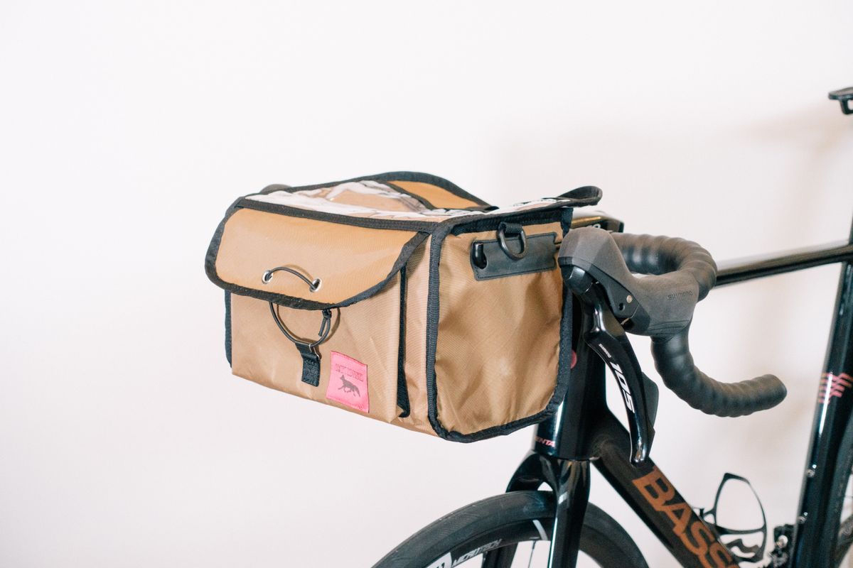 Best bike bar bags: Nine of the best options for packing your snacks ...