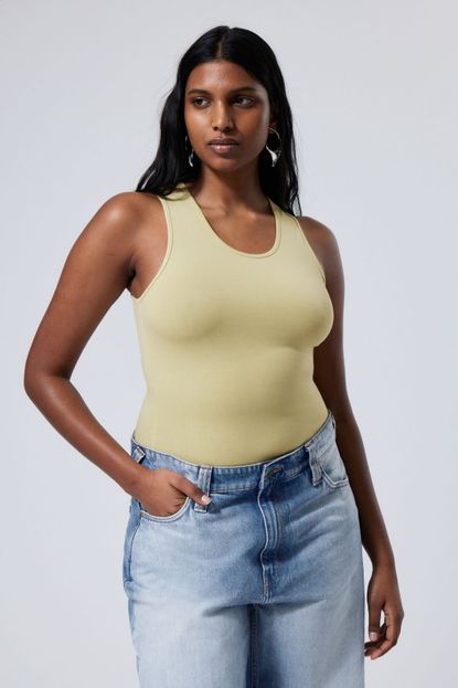 EmRata and Laura Harrier Both Just Wore Chic Yellow and Camel Looks ...