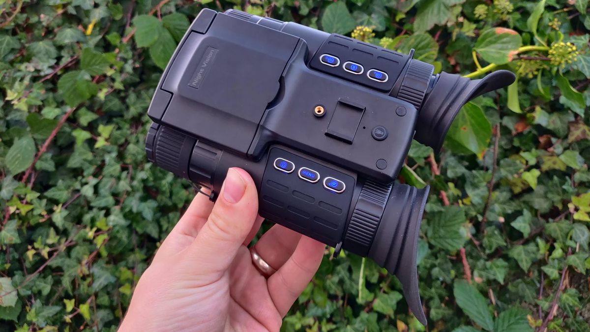 Yashica Explorer night vision binoculars review: a promising comeback ...