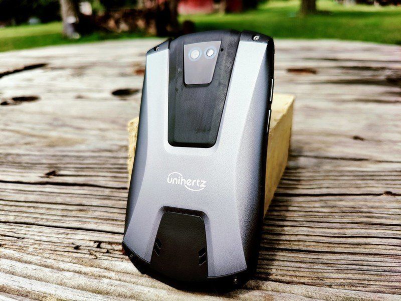 Unihertz Titan Pocket review: A phone that's trying to do so much in ...
