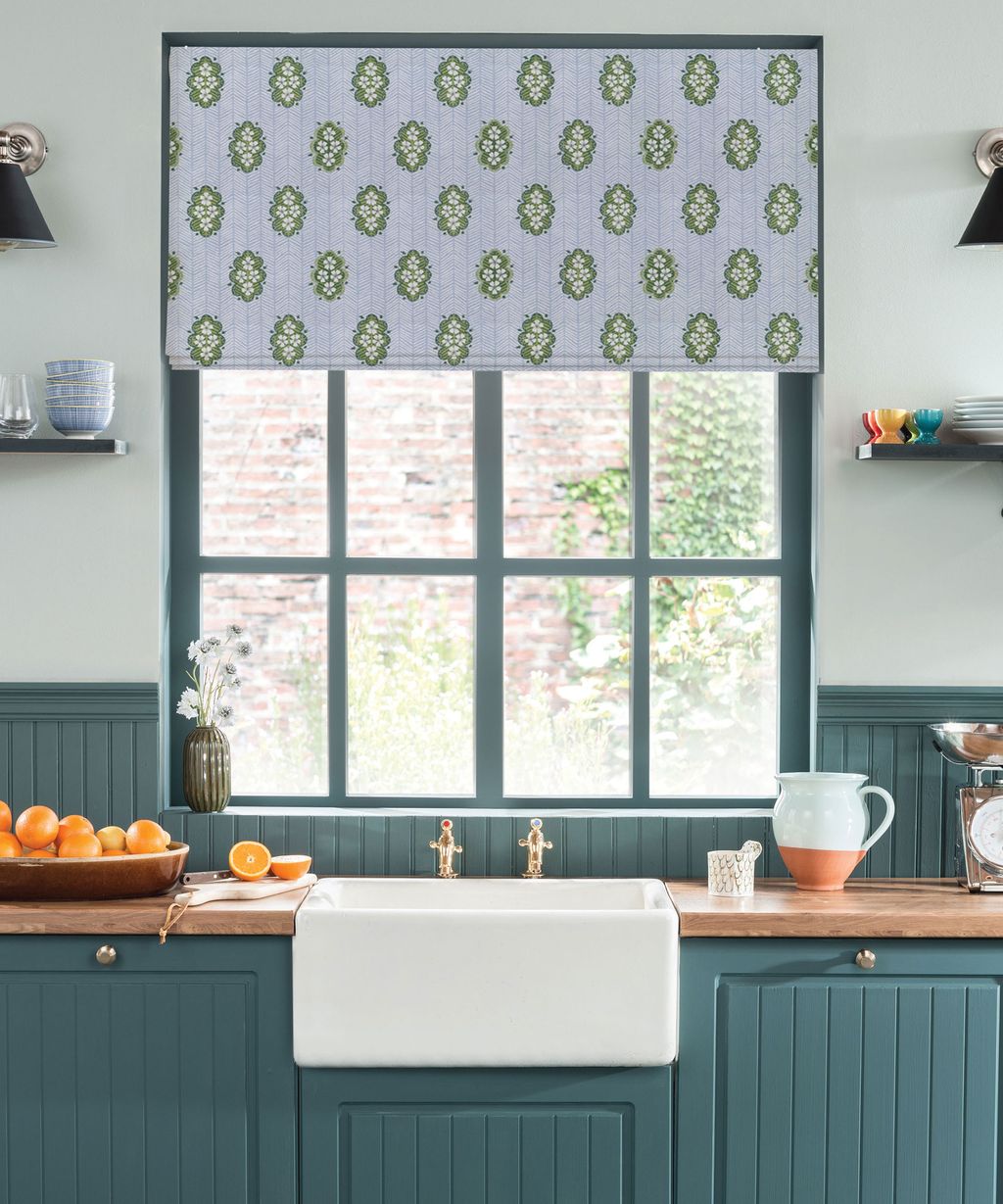 15 kitchen window treatment ideas – cute, practical ways to dress your ...