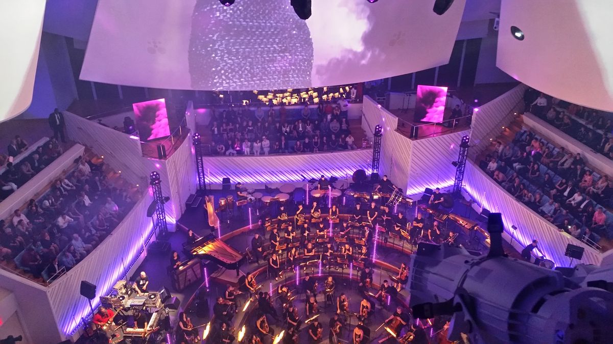 New World Symphony Takes Orchestral Performance to the Cutting Edge ...