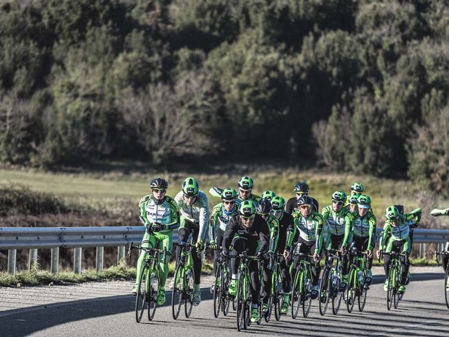 Bardiani-CSF show off their 2016 colours - Gallery | Cyclingnews