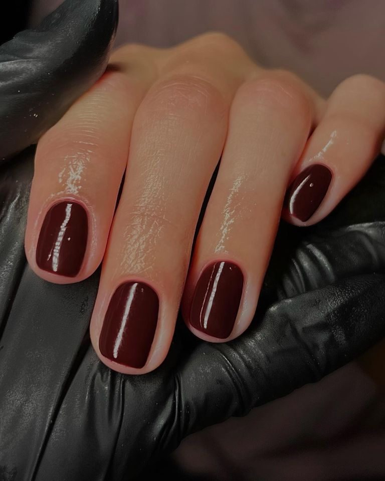 The Best Dark Nail Colours for Autumn | Who What Wear
