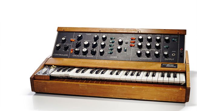 A short history of electronic music: the instruments and innovators ...