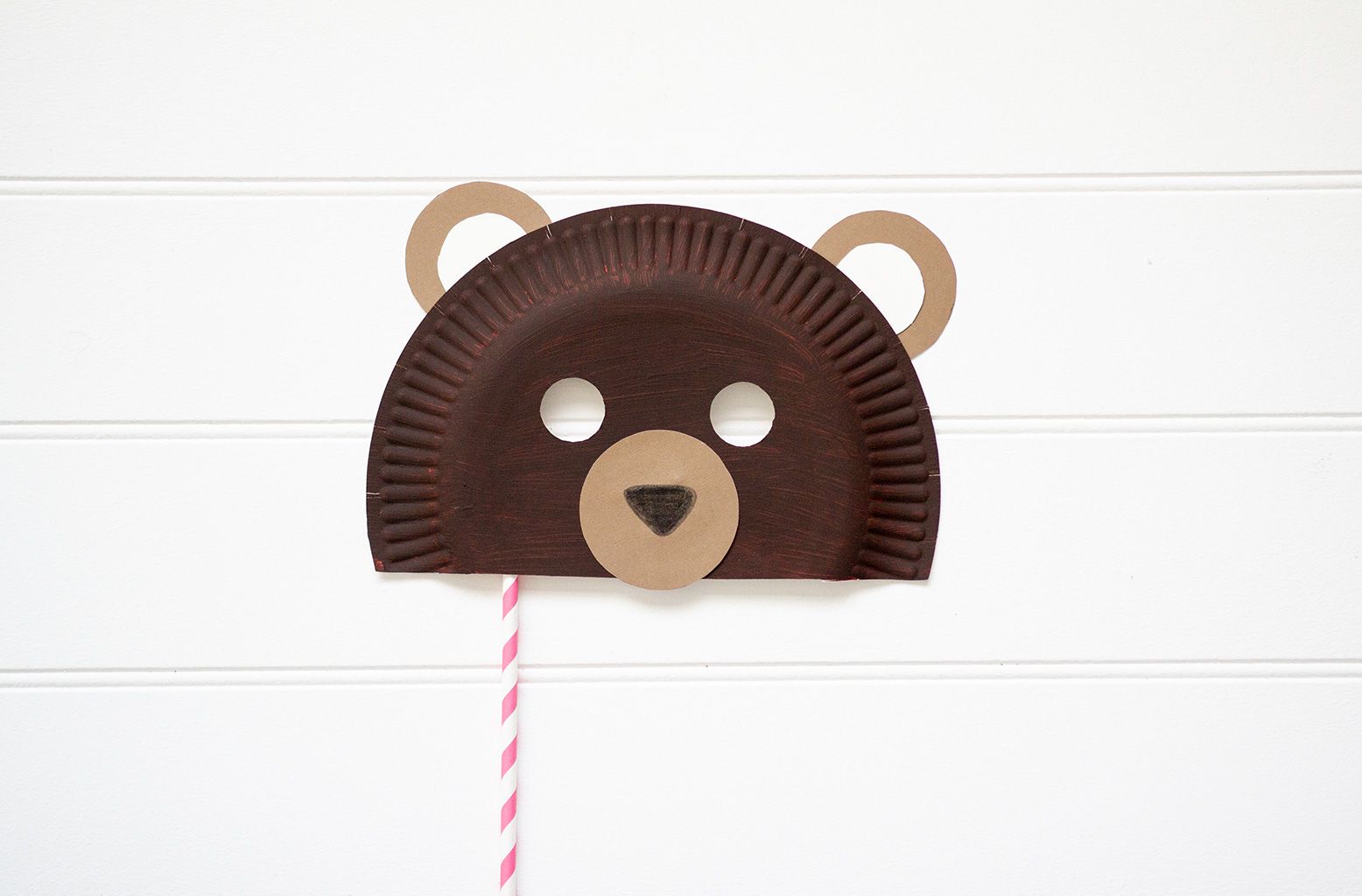 How to make paper plate masks | GoodtoKnow