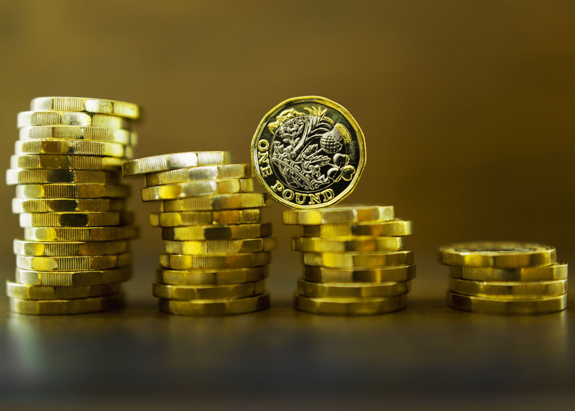 Highest value stocks and shares ISAs worth 17 times more than cash ...
