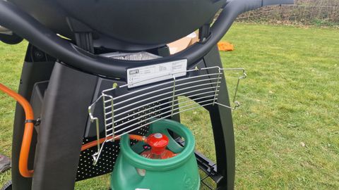 Weber Q3200 review | Top Ten Reviews