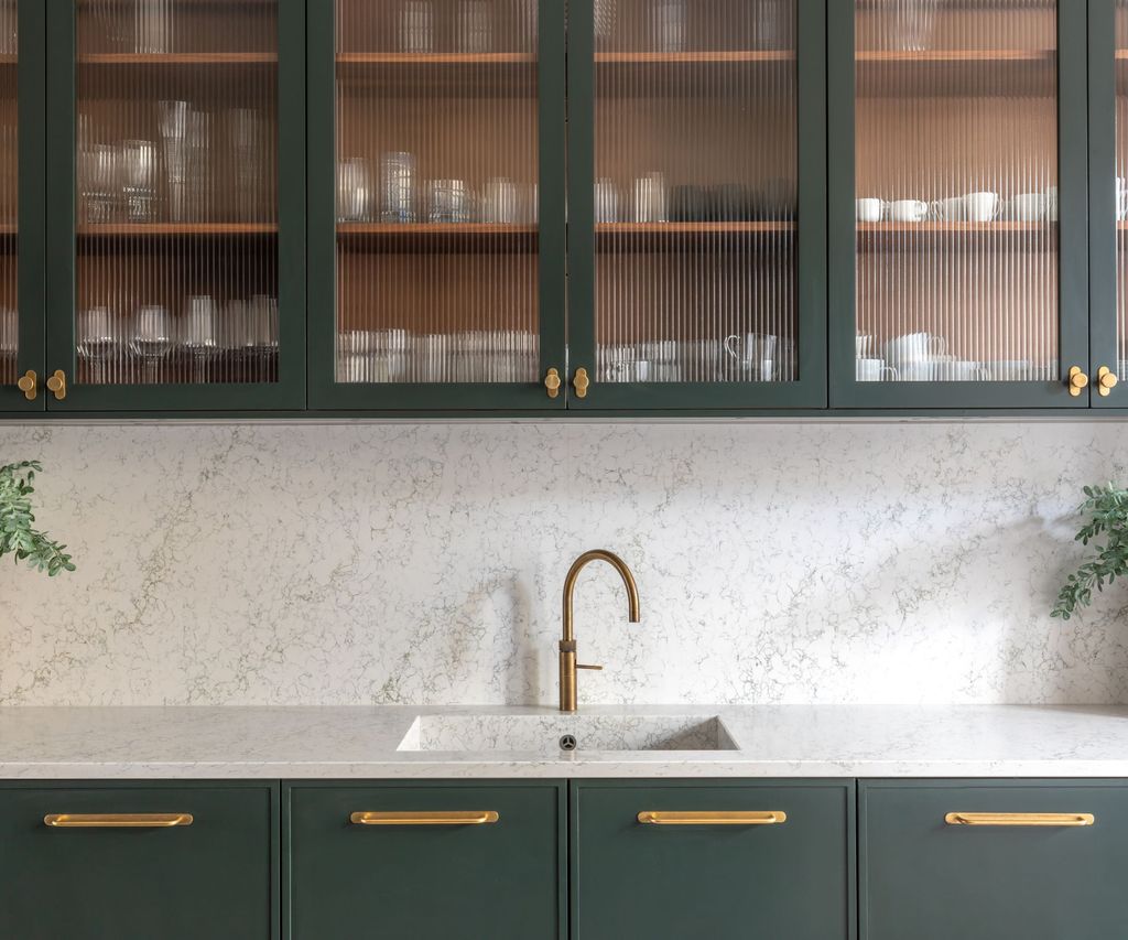 Where should your kitchen backsplash stop? Designer expertise | Homes ...